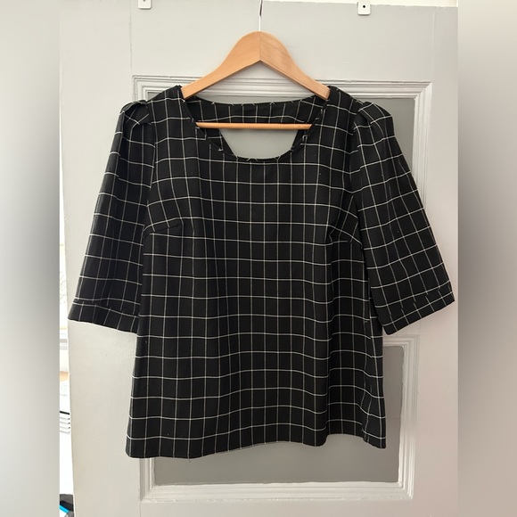 Harlyn | Tops | Black Puff Sleeve Grid Shirt With Cute Cutout Detail ...